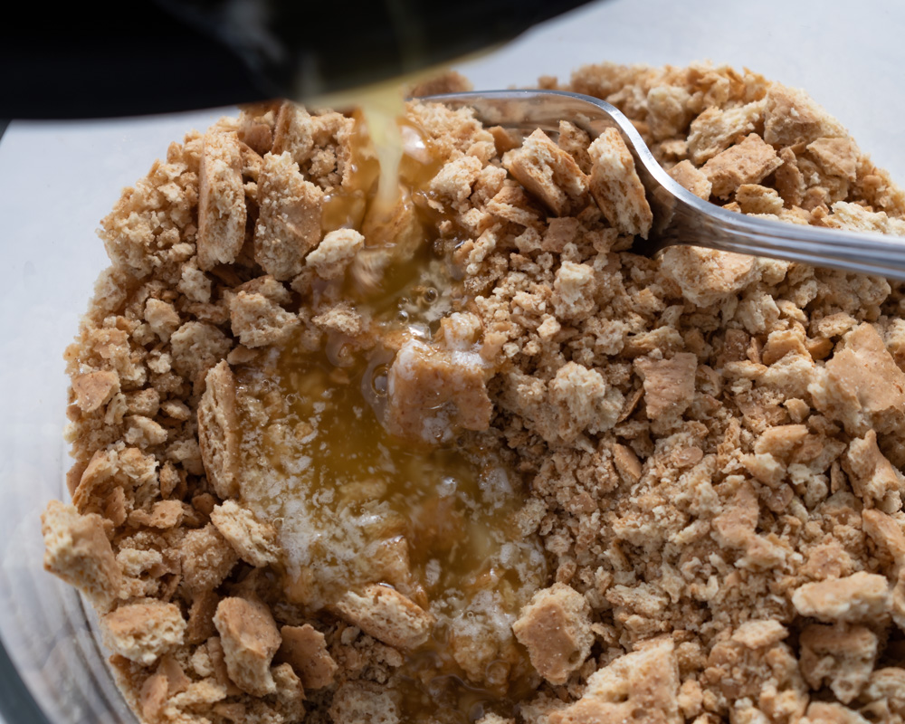 Chocolate Parfait with Graham Crackers - Baking Is Therapy